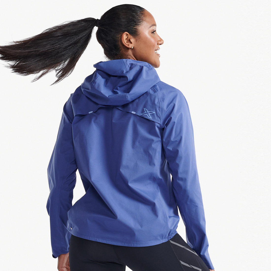 2XU Ignition Shield Jacket | Womens Lightweight Mandatory Waterproof ...